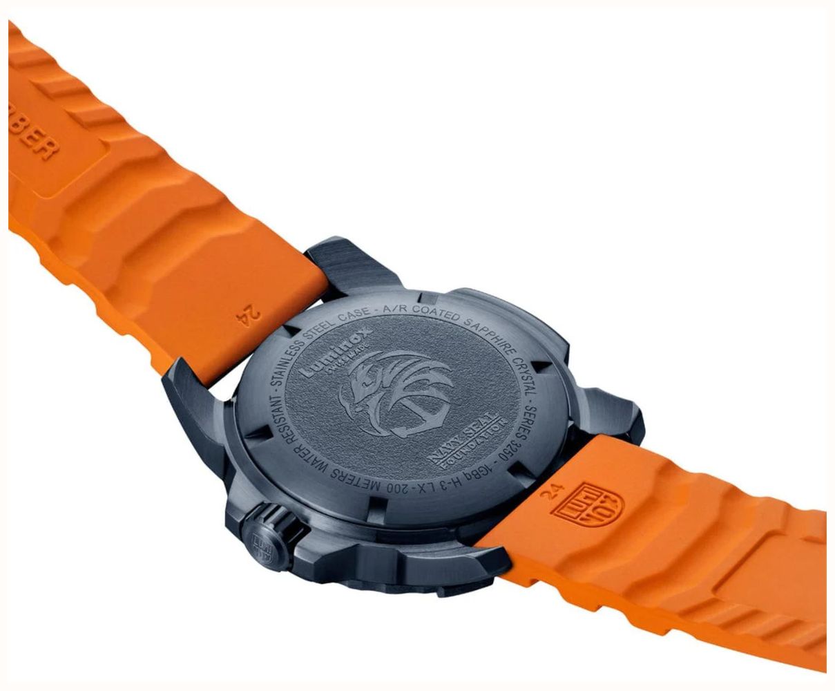 Luminox XS.3253.CBNSF.SET - First Class Watches™ JPN