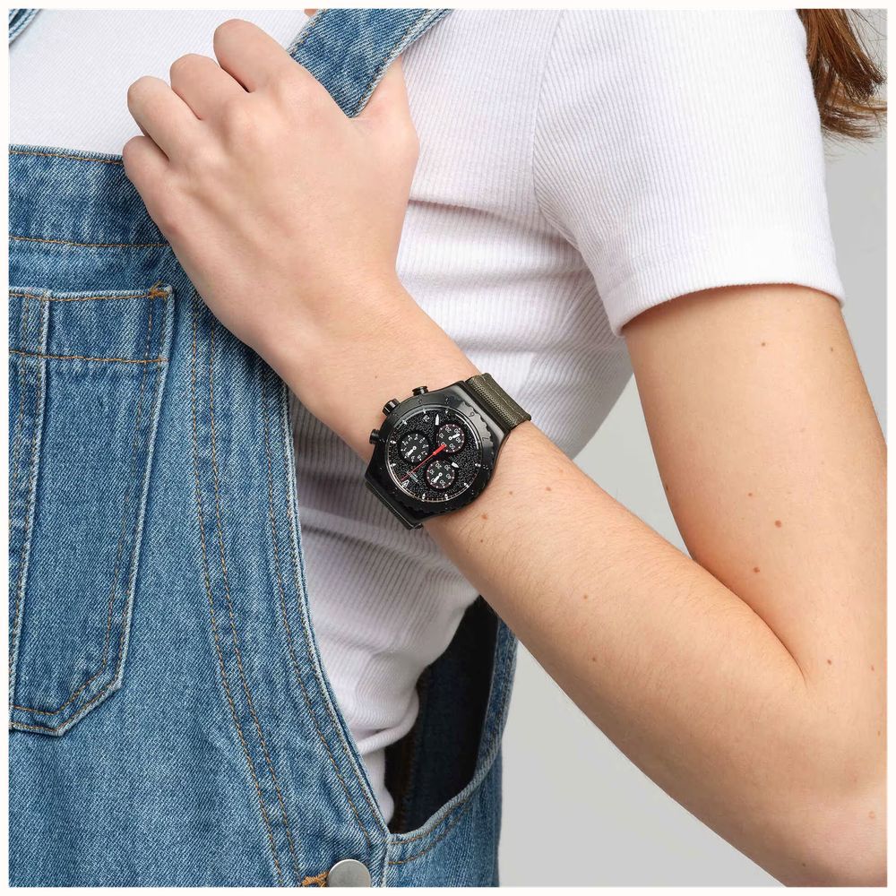 Swatch バイ ザ ボンファイア クロノグラフ (43mm) ブラック文字盤 YVB416 - First Class Watches™ JPN