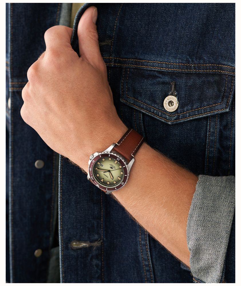 Fossil Men's Blue | Green Dial | Brown Eco Leather Strap FS5961 - First ...