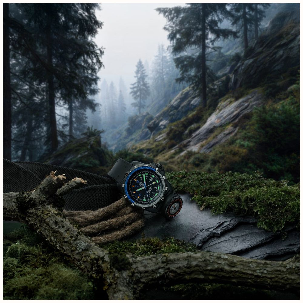 Luminox RECON Nav Spec (46mm) Black Dial / Black Rubber Strap XL.8833 ...