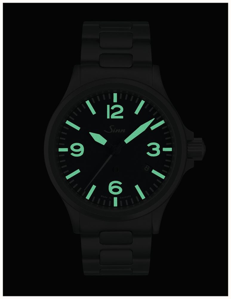 Sinn 856 The Pilot Watch With Magnetic Field Protection 856.011-BLACK ...