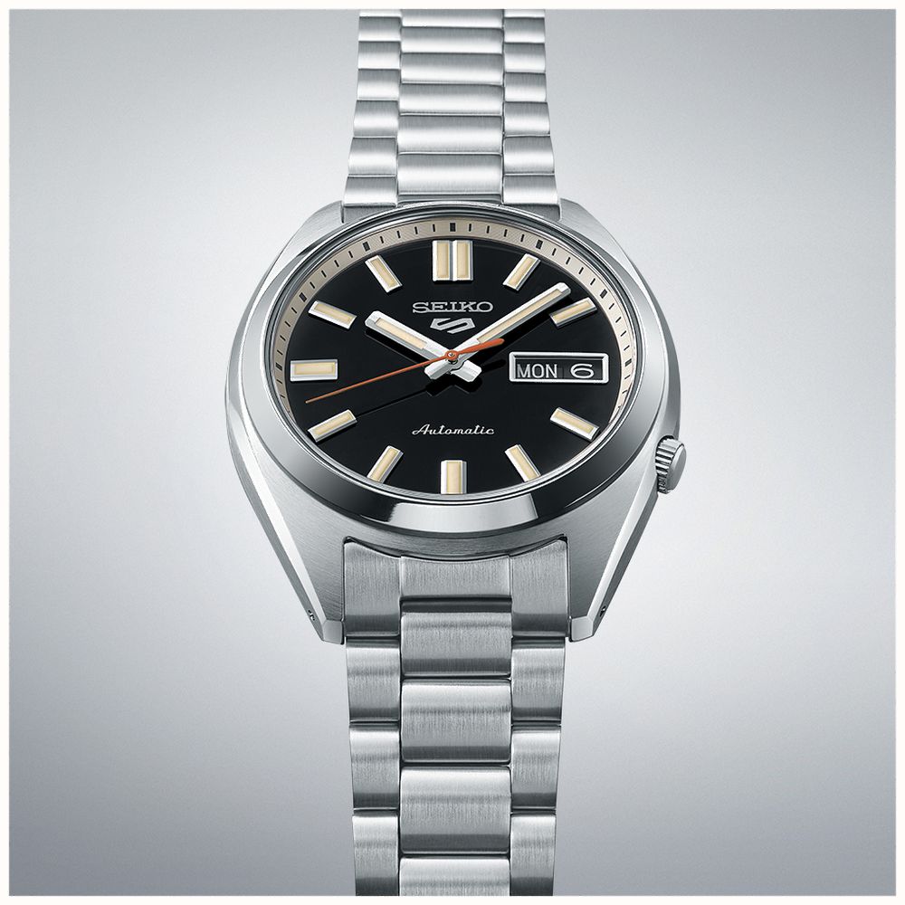 Seiko 5 Sports Snxs ‘深黑色洗涤’ 经典运动 - 英文/汉字日期 SRPK89K1 - First Class ...