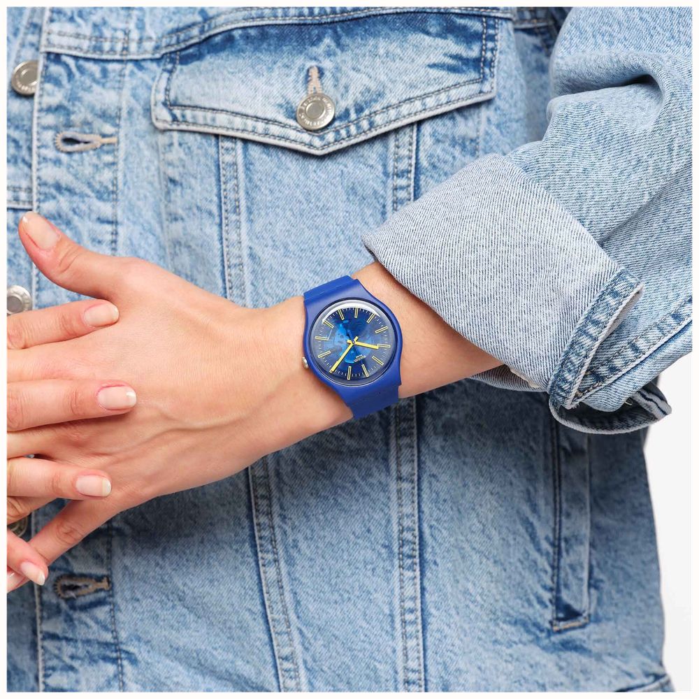 Swatch Sonnengebürstete Himmelgelbe Zifferblattdetails SO29N101 - First ...